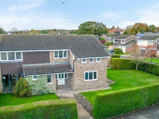 5 Bedroom Detached House For Sale In Copmanthorpe