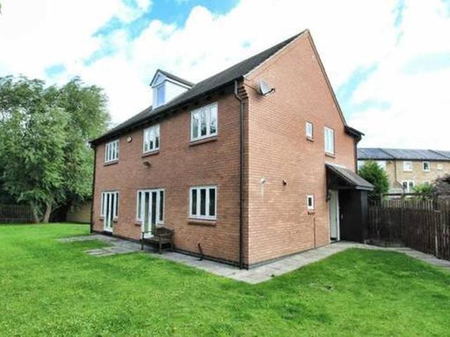 5 bedroom detached house for sale in Cadeby Court Broughton Milton Keynes MK10