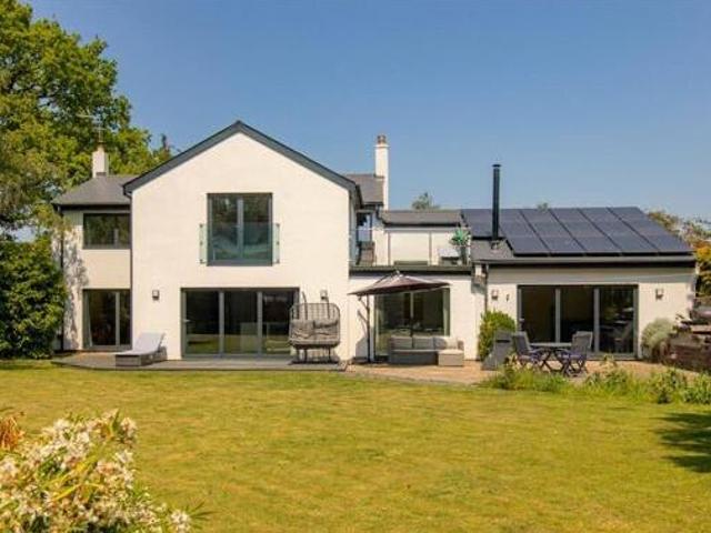 5 Bedroom Detached House For Sale In Cambridge