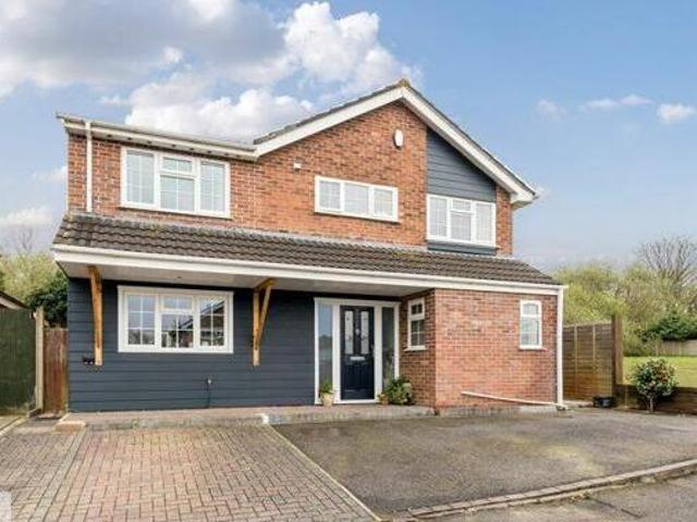 5 Bedroom Detached House For Sale In Canford Heath, Poole