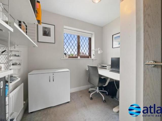 4 bedroom detached house for sale in Canterbury Park, Allerton, L18