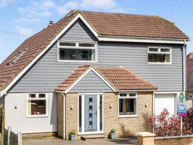 5 Bedroom Detached House For Sale In Capel le ferne, Folkestone