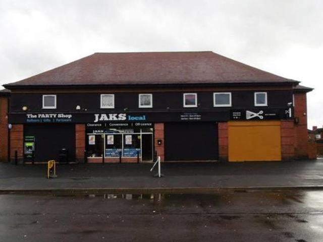 5 bedroom detached house for sale in Cardinal Road Leeds West Yorkshire LS11 LS11