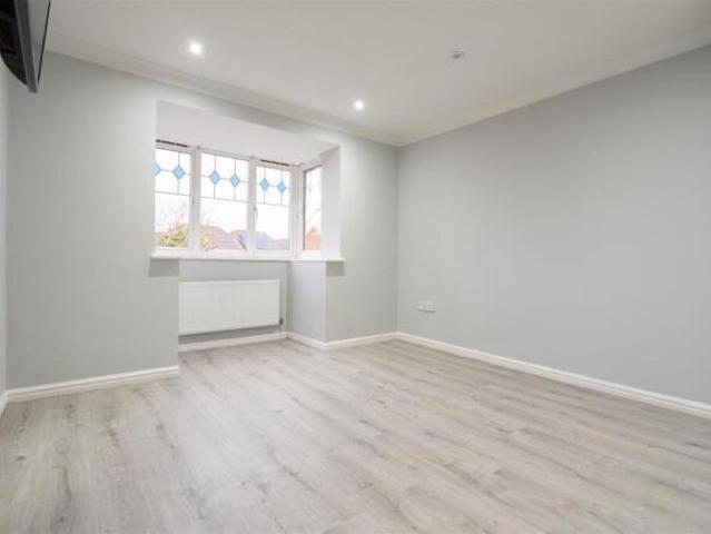 5 bedroom detached house for sale in Carlisle Way, Holystone, Newcastle Upon Tyne, NE27