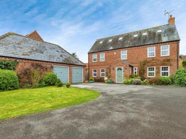 5 Bedroom Detached House For Sale In Carlton Le Moorland