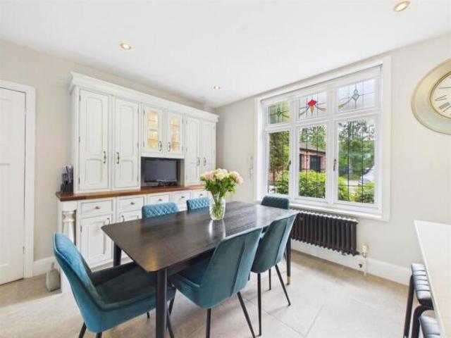 5 bedroom detached house for sale in Chain Lane, Littleover, Derby, DE23