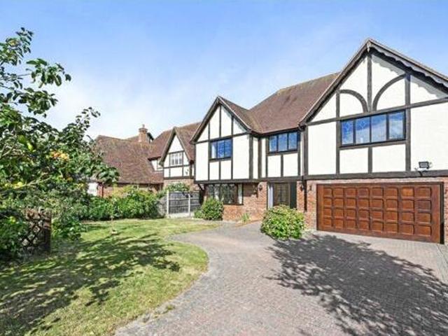 5 Bedroom Detached House For Sale In Chelmsford, Essex