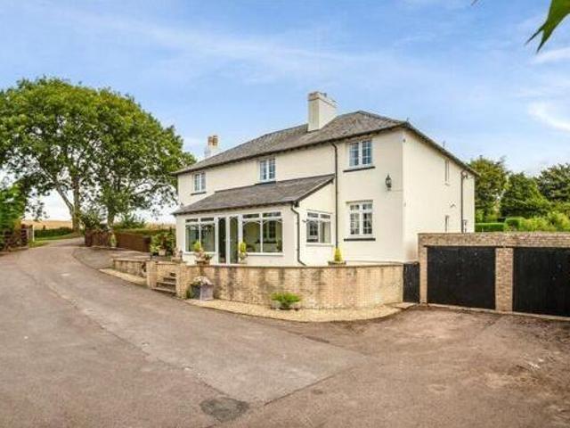 5 Bedroom Detached House For Sale In Cheltenham, Gloucestershire
