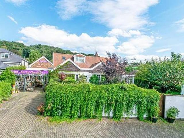 5 bedroom detached house for sale in Chester Road Helsby Frodsham WA6