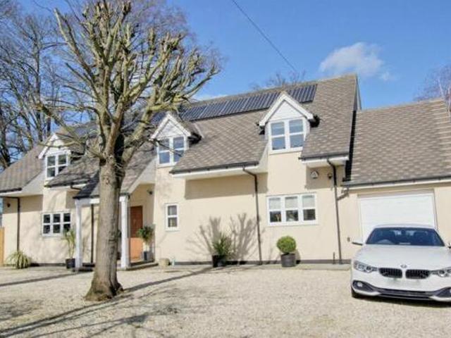 5 Bedroom Detached House For Sale In Cherry Burton