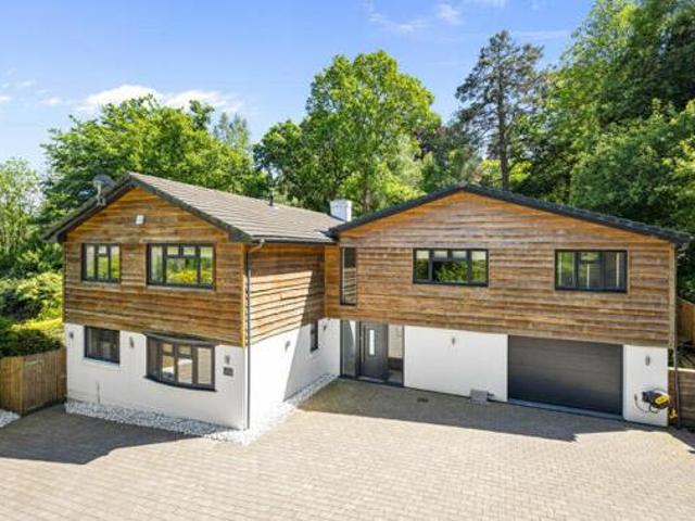 5 Bedroom Detached House For Sale In Chilworth