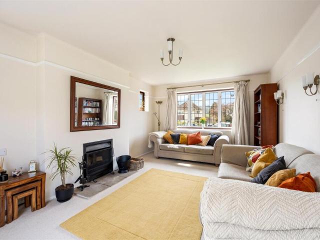 5 bedroom detached house for sale in Cissbury Drive, Findon Valley, BN14