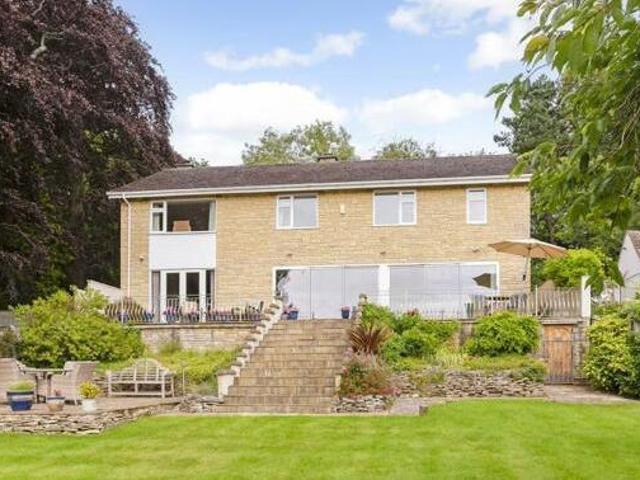5 Bedroom Detached House For Sale In Cleeve Hill