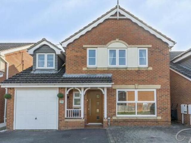 5 Bedroom Detached House For Sale In Clipstone Village
