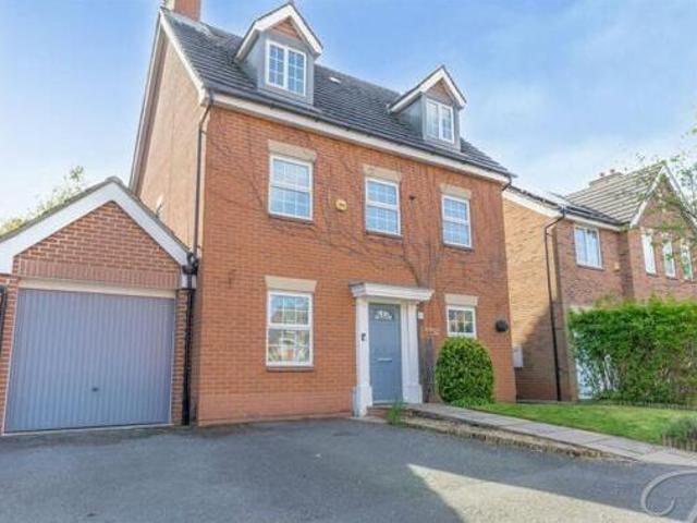 5 Bedroom Detached House For Sale In Clipstone Village