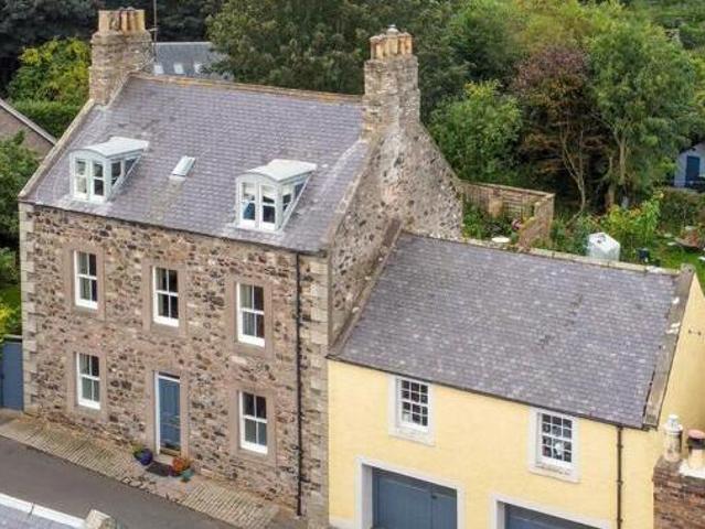 5 Bedroom Detached House For Sale In Clouds