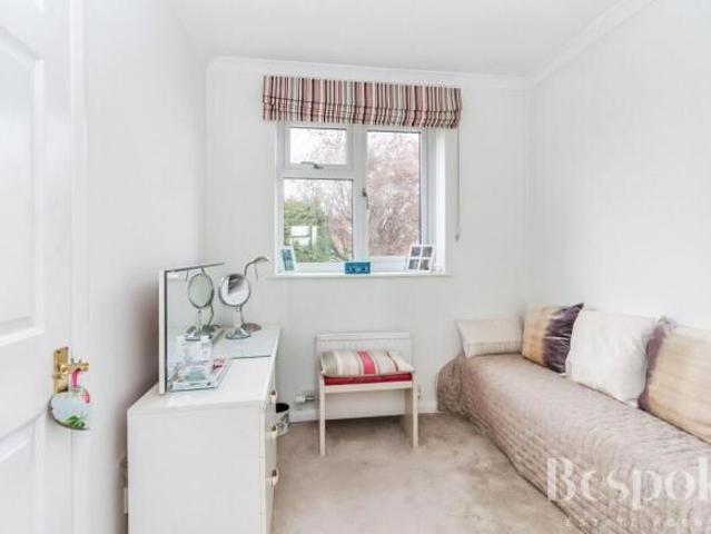 5 bedroom detached house for sale in Clove Close, Earley, RG6