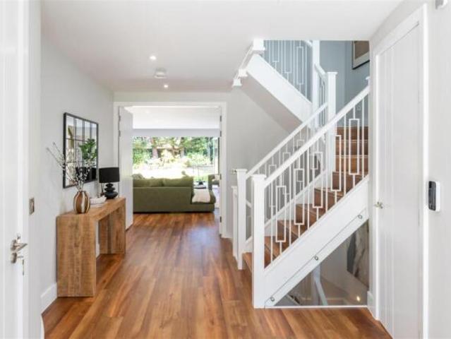 5 bedroom detached house for sale in Crichel Mount Road, Evening Hill, BH14