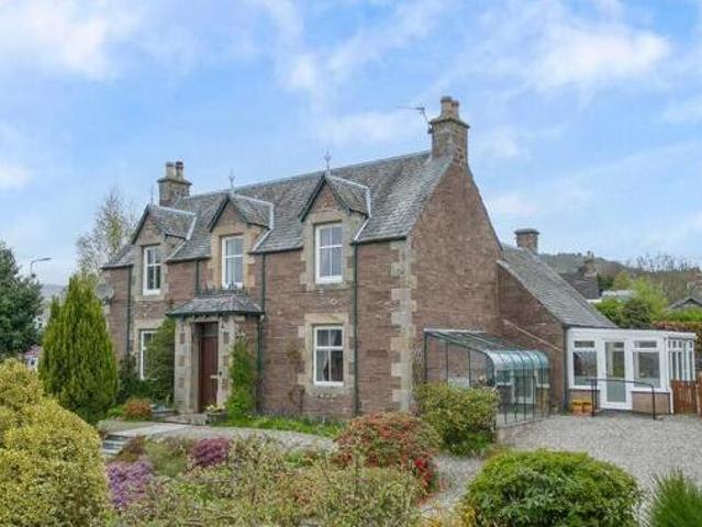 5 Bedroom Detached House For Sale In Crieff, Perthshire