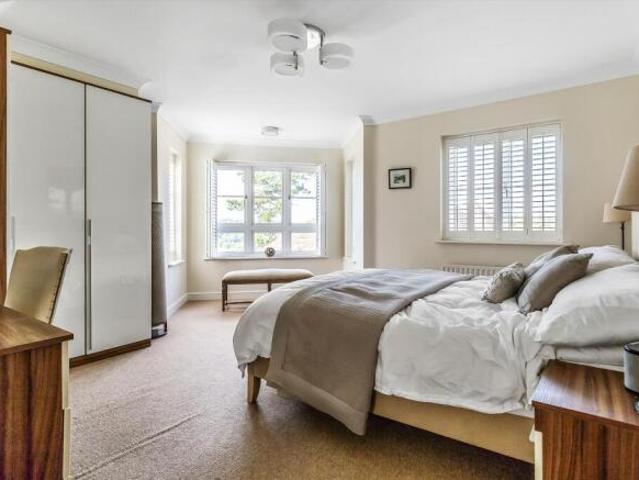 5 bedroom detached house for sale in Crown Heights, Guildford, Surrey GU1