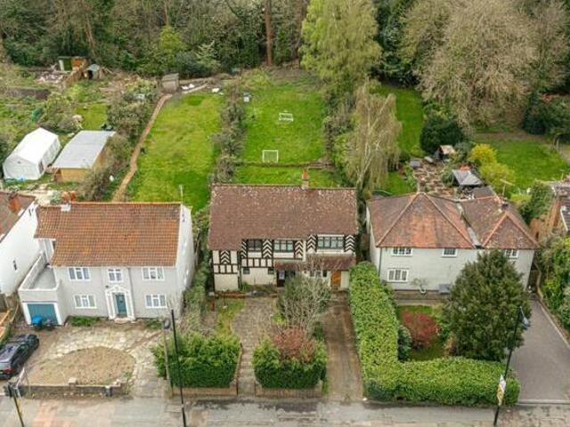 5 Bedroom Detached House For Sale In Croydon
