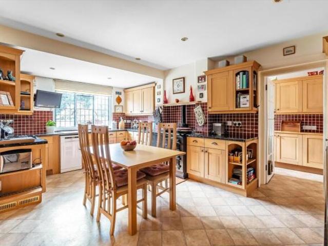 5 bedroom detached house for sale in Abbotswood, Guildford, Surrey, GU1