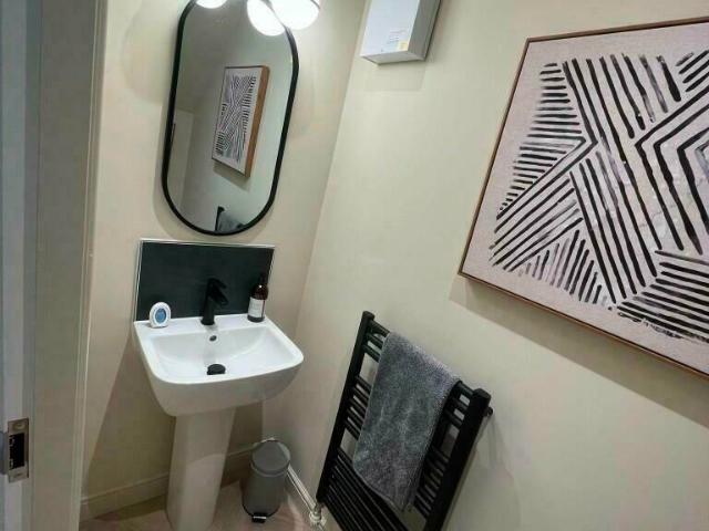 5 bedroom detached house for sale in Acorn Avenue, Giltbrook, Nottingham, NG16 2UF, NG16