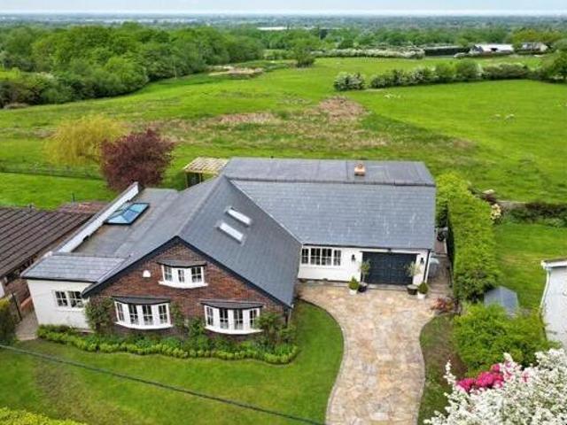 5 Bedroom Detached House For Sale In Adlington, Cheshire