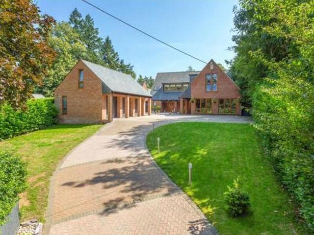 5 Bedroom Detached House For Sale In Alton