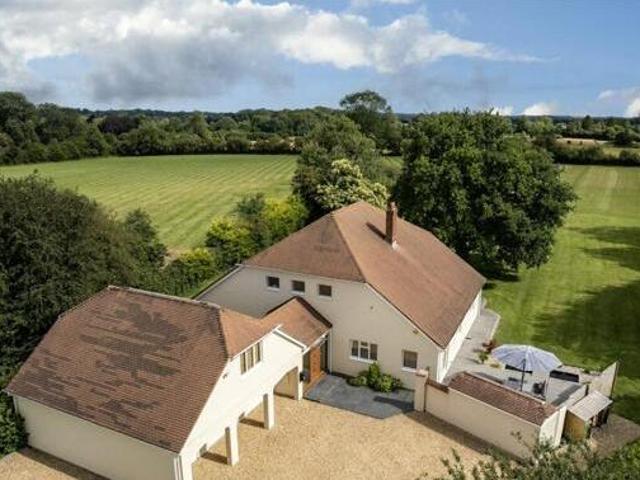 5 Bedroom Detached House For Sale In Alton