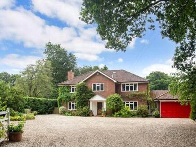 5 Bedroom Detached House For Sale In Alton, Hampshire