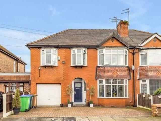 5 Bedroom Detached House For Sale In Alkrington