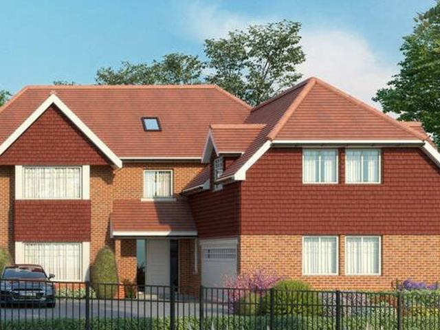 5 bedroom detached house for sale in All Saints Cottages Blackwater Surrey GU17