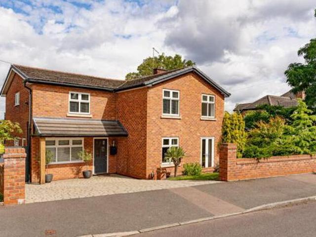 5 Bedroom Detached House For Sale In Appleton, Warrington