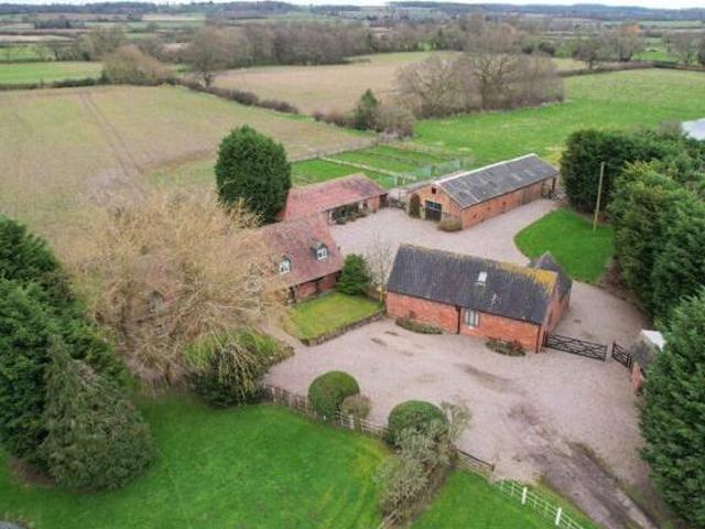 5 Bedroom Detached House For Sale In Arnolds Lane, Coleshill