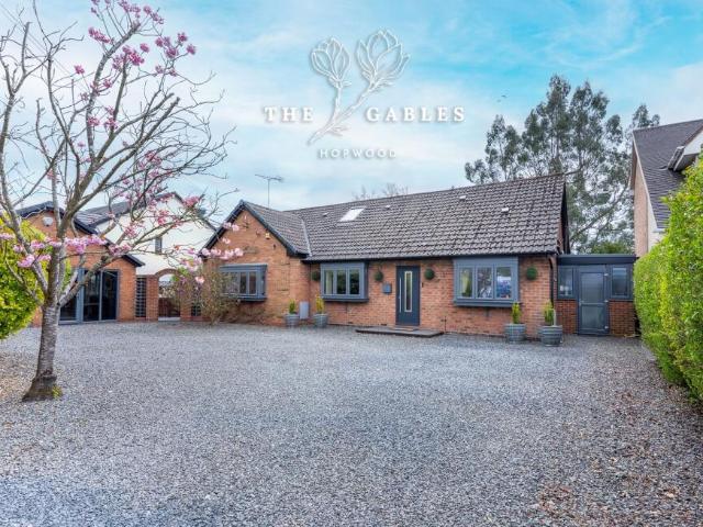 4 bedroom house for sale in Ash Lane, Alvechurch, B48