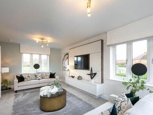 5 Bedroom Detached House For Sale In Ashford Hill Road