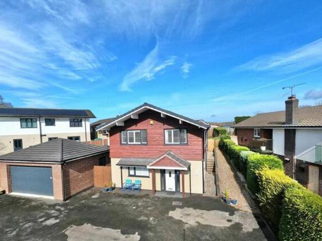 5 Bedroom Detached House For Sale In Ashley