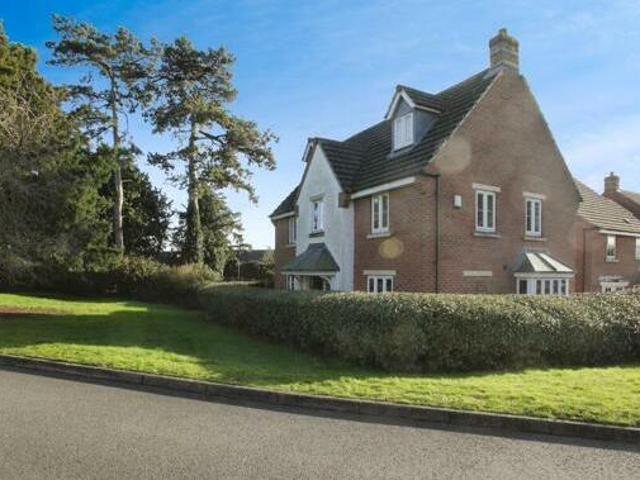 5 Bedroom Detached House For Sale In Atherstone
