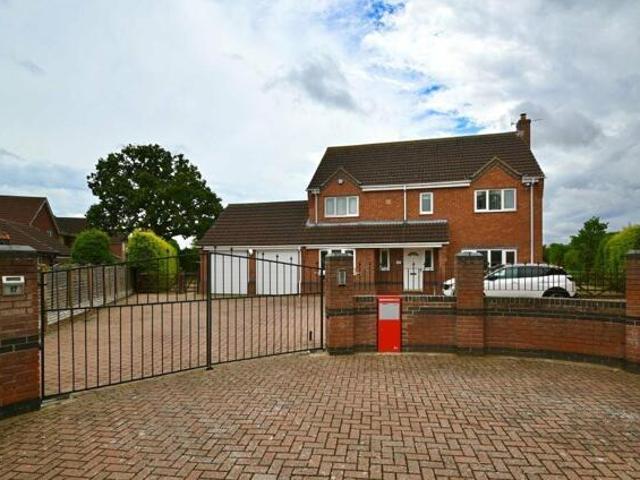 5 Bedroom Detached House For Sale In Auckley, Doncaster