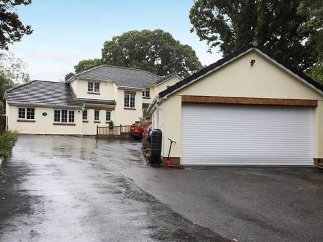 5 bedroom detached house for sale in Avenue Road Bovey Tracey TQ13