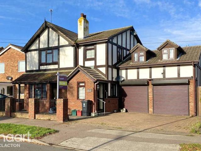 5 bedroom detached house for sale in Bockings Grove ClactonOnSea CO16