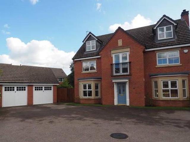 5 bedroom detached house for sale in Booth Drive Ashbourne DE6