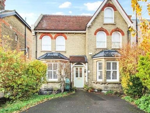 5 bedroom detached house for sale in Borstal Road Rochester ME1