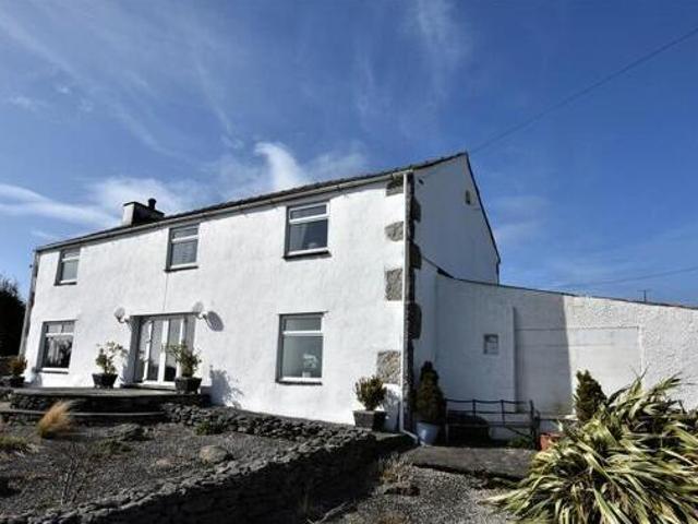 5 Bedroom Detached House For Sale In Baycliff