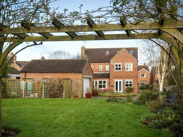 5 Bedroom Detached House For Sale In Bagby