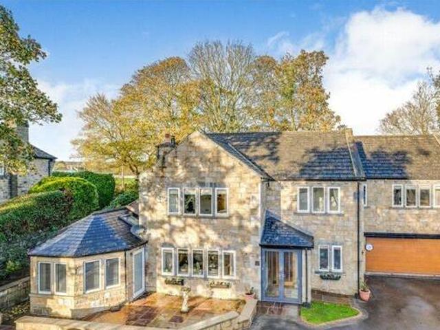 5 Bedroom Detached House For Sale In Baildon, West Yorkshire
