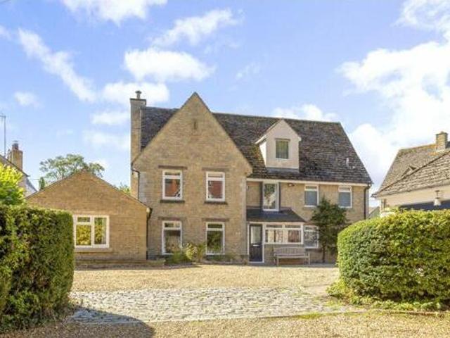5 Bedroom Detached House For Sale In Bampton, Oxfordshire