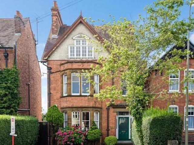 5 Bedroom Detached House For Sale In Banbury, Oxfordshire