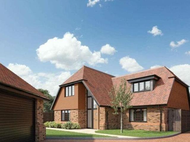 5 Bedroom Detached House For Sale In Bannister Hill